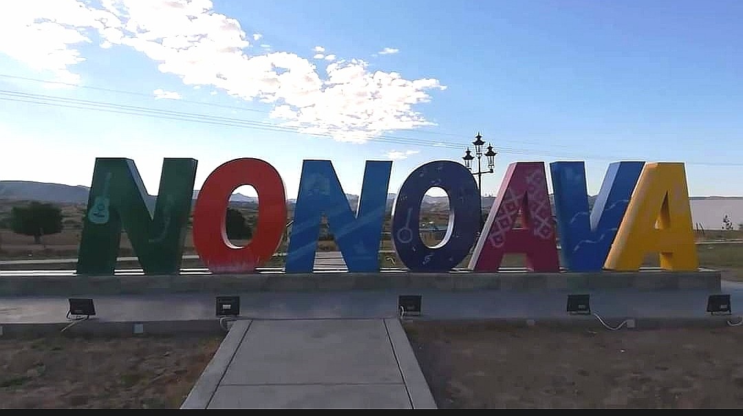 Bajan A Un Grupo De Sus Trocas Y Razors En Nonoava Omnia